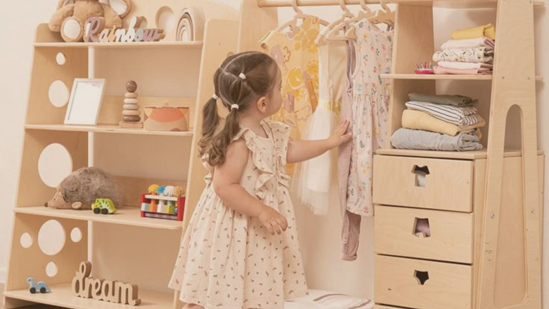 How to Set Up a Montessori Dresser and Clothing System – Dannico